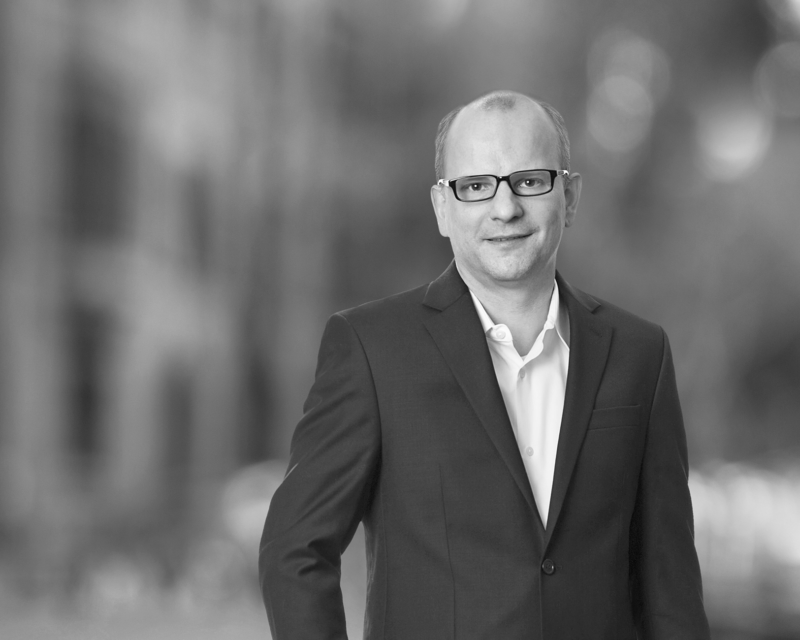 Oliver Gierke | Litigation Case Manager | White & Case LLP