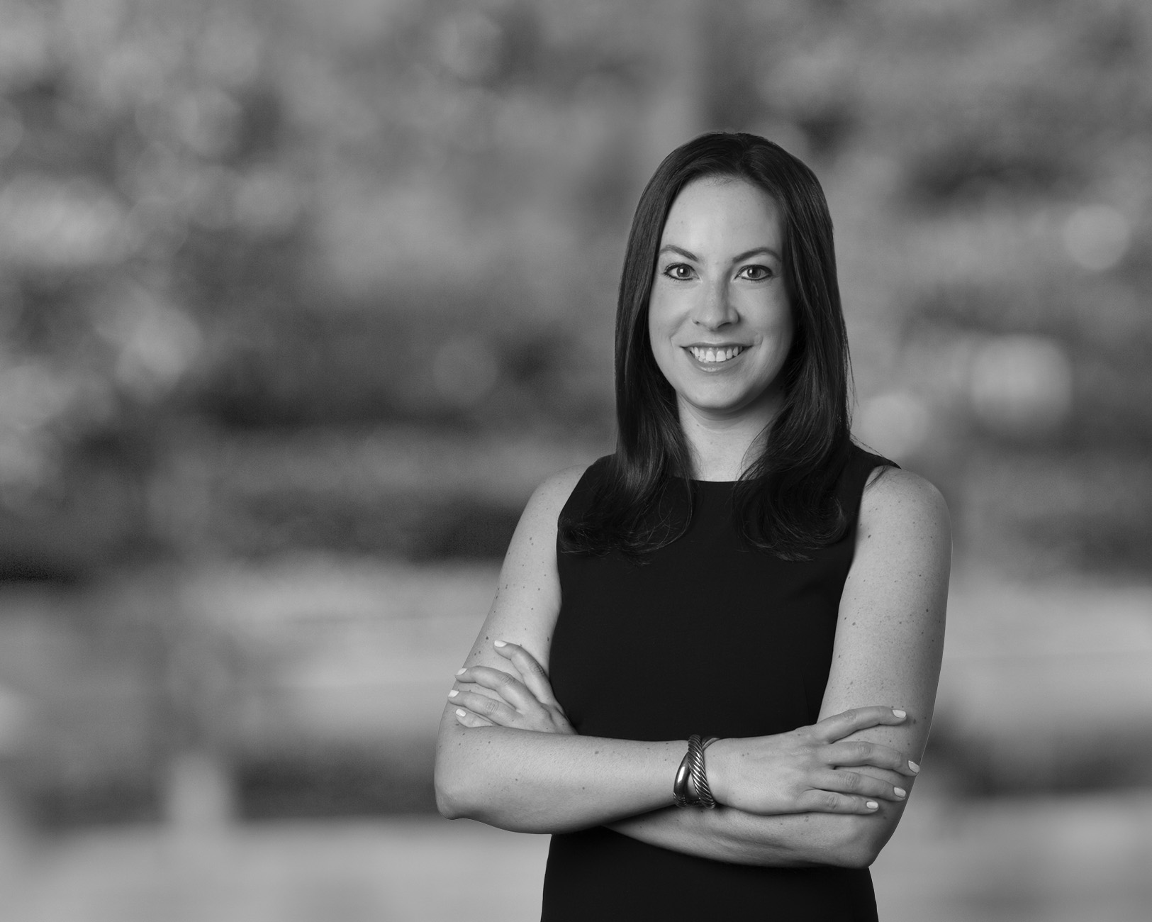 Barrett Lingle | Associate | White & Case LLP