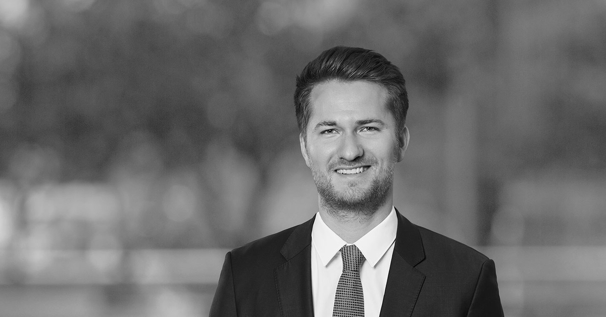 Maximilian Roth | Associate | White & Case LLP