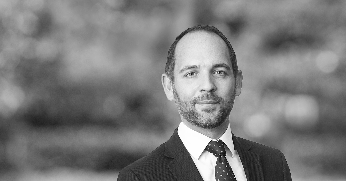 Adam Dedynski | Associate Director, Knowledge | White & Case LLP