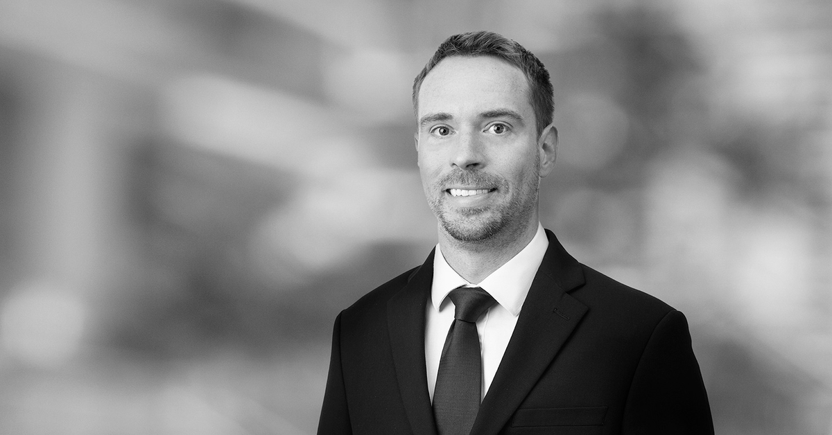 Jon Gilbert | Professional Support Lawyer | White & Case LLP