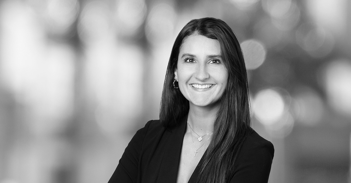 Emilia Calderon | Associate | White & Case LLP