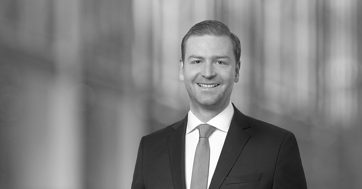 Albert Loosen | Staff Attorney | White & Case LLP